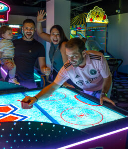 Les Trois Monkeys| Entertainment Center in Downtown Montreal